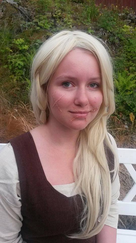 Elene Cosplay & Halloween Costume Contest - Brent Weeks